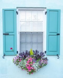 25 Gorgeous Window Box Ideas