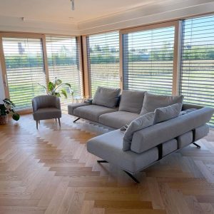 25 Beautiful Large Living Room Window Ideas