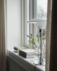 25 Classy Window Sill Ideas
