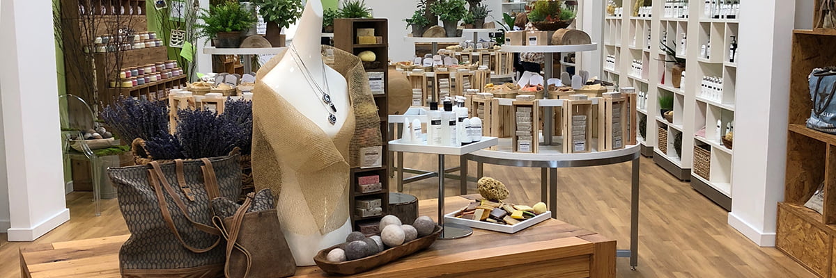 The Top 33 Window Display Companies