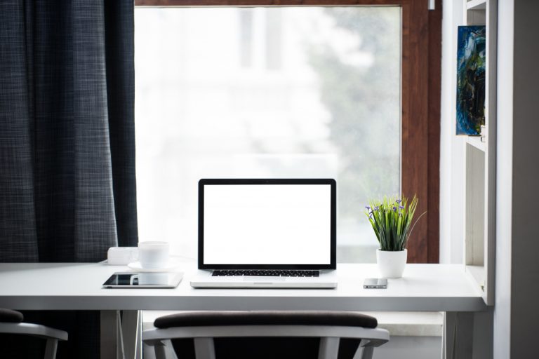 Should Your Desk Face a Window? Pros, Cons & Expert Tips for Productivity