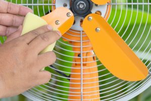 How to Clean a Window Fan: Easy Steps for Sparkling Results