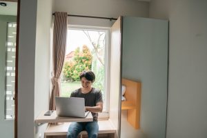Should Your Desk Face a Window? Pros, Cons & Expert Tips for Productivity