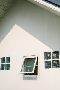 Understanding What an Awning Window Is [Definitive Guide]
