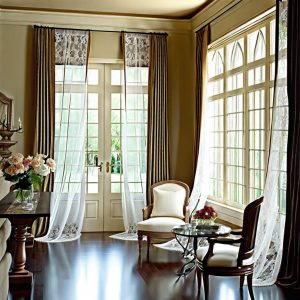 15 Long Narrow Window Curtain Ideas: How-to Enhance Your Space Efficiently