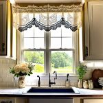15 Kitchen Bay Window Valance Ideas for Charming Home Decor